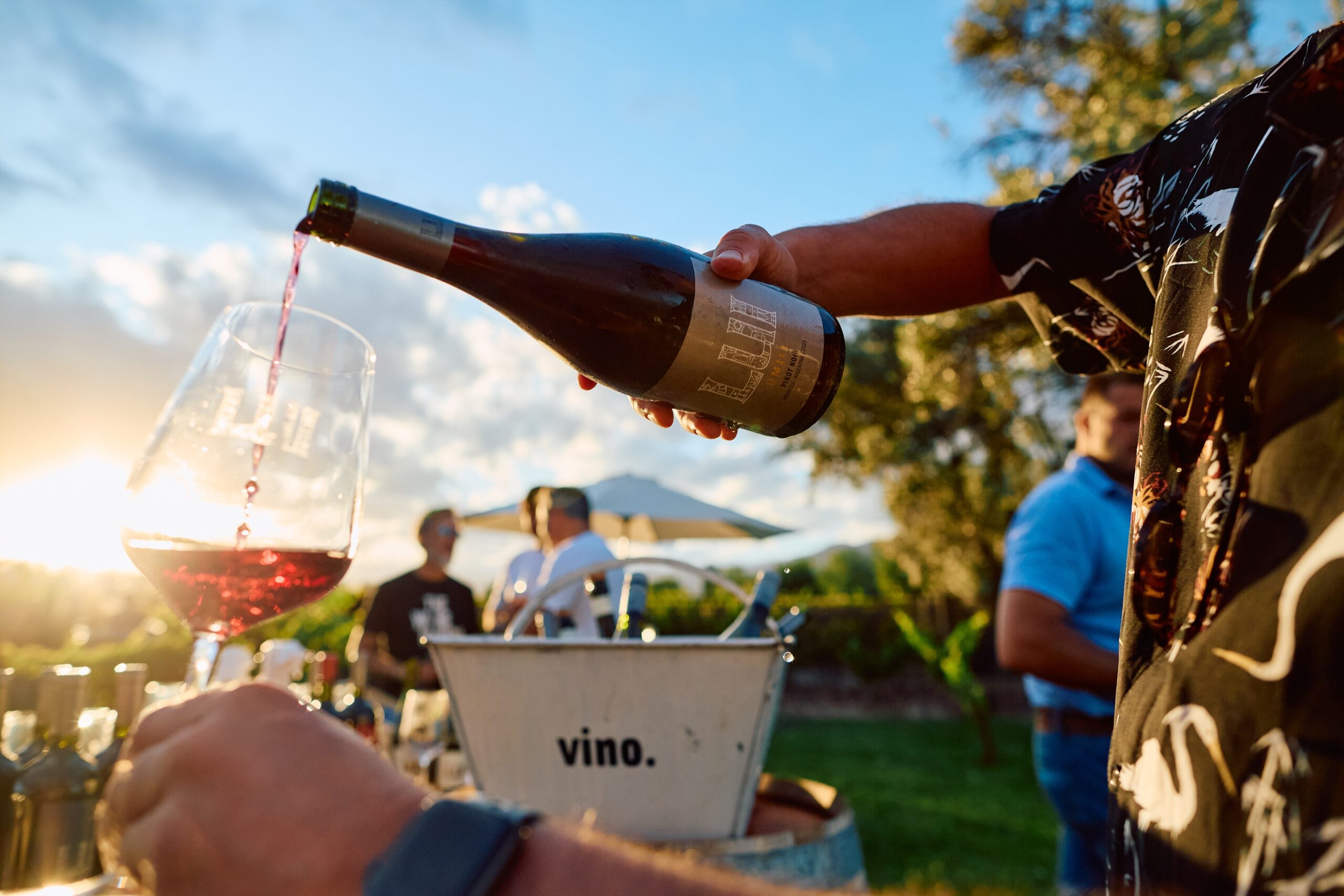 Lui Wines abre sus puertas con un espectacular sunset - Voilà